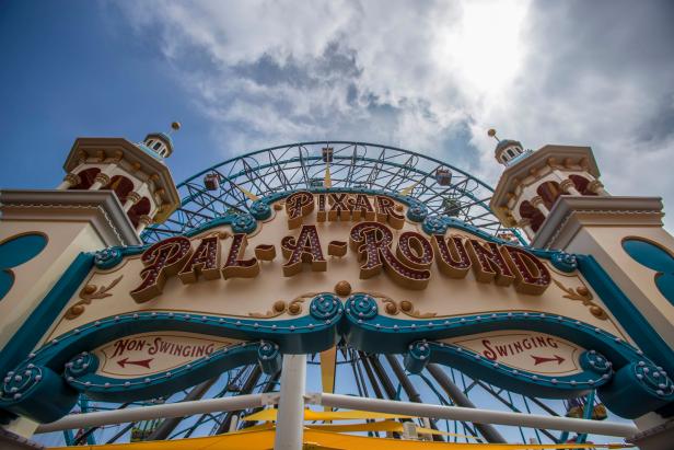 The Best Disneyland Rides | HGTV